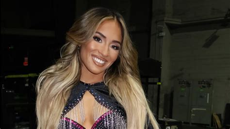 5 Things You Dont Know About Wwes Lola Vice