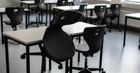 Skolevegring Og Ufrivillig Fravær Titusenvis Av Pulter Står Tomme I