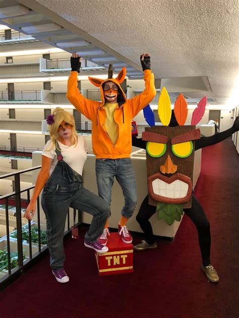 Me And My Sister As Crash And Coco And Her Bf As Aku Aku At Dragoncon Rgaming