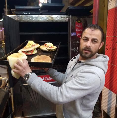 عروض الزيني العالميه مش بتخلص 💪 ٤ حواوشي ساده ١٠٠جنيه ٢حواوشي خضار