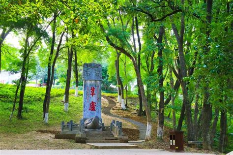 襄阳隆中景区襄阳隆中风景区襄阳唐城景区大山谷图库