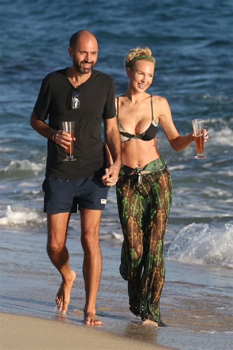Christine Quinn And Christian Richard Out On The Beach In Cabo San