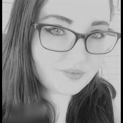 Lillie Locklyn Books Biography Latest Update