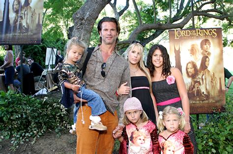 Who Is Victoria Lamas 5 Things On Model Seen With Leonardo Dicaprio Hollywood Life