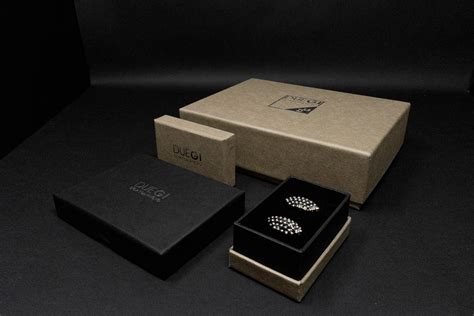 Rigid Cardboard Presentation Shoulder Packaging Duegi Packaging
