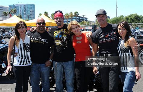 Actress Kristy Swanson And Actor Lorenzo Lamas With Guests News