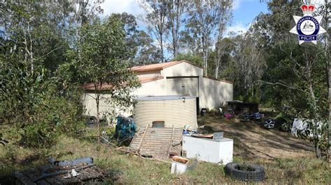 Australian Federal Police Arrest Three Queensland Men After 400m