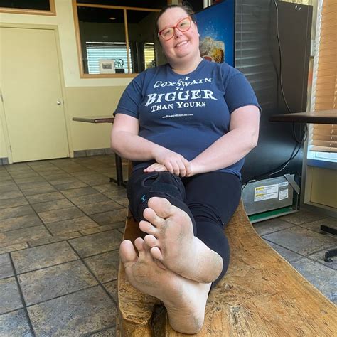 Sierra Larson Bakers Feet