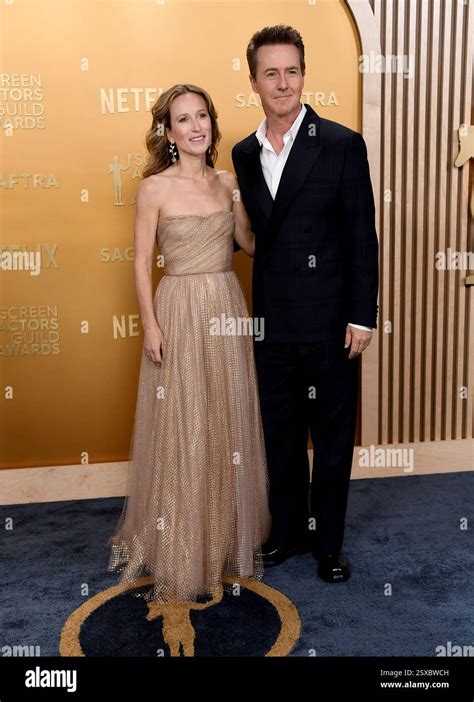 Shauna Robertson Left And Edward Norton Arrive At The 31st Annual