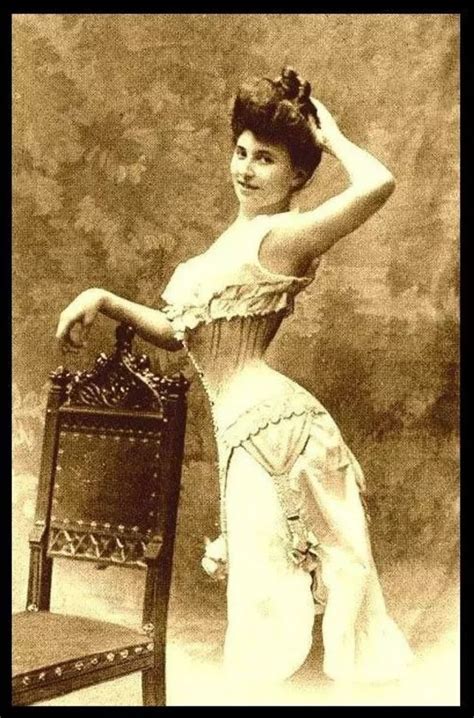 Pin By Grim Laeknir On Westerns Saloon Girls Old West Saloon Old West
