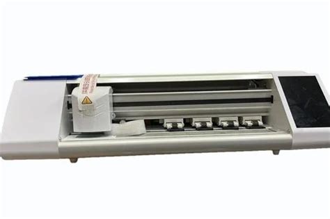 Mobile Skin Cutting Plotter Machine At ₹ 45000 Vinyl Cutting Plotter Machine In New Delhi Id