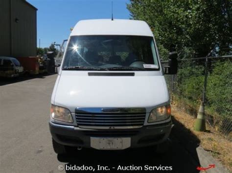 Find Used Freightliner 2500 Shc Sprinter 10 Passenger Cargo Van Mercedes L5 27l Diesel In Kent