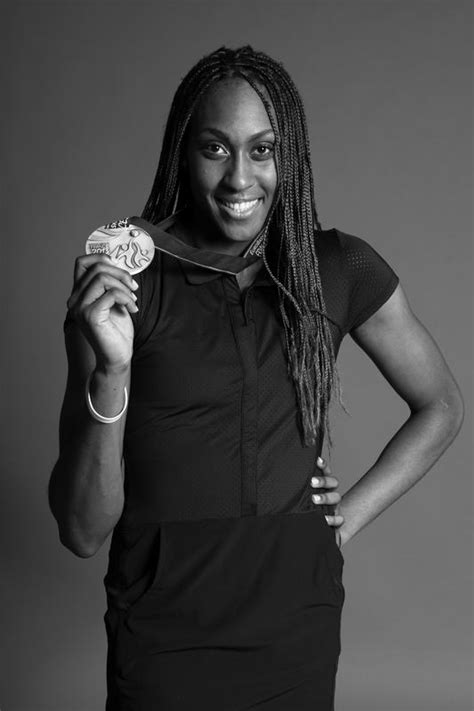 Gruda Et Les Sparks Chutent Face à Washington Ffbb