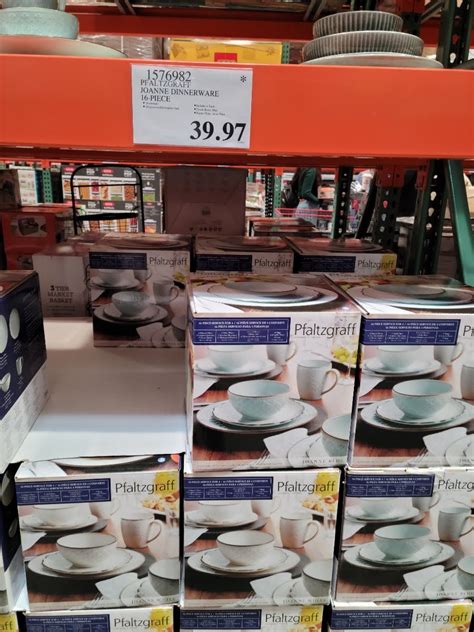 Pfaltzgraff Joanne Dinnerware 16 Piece 1576982
