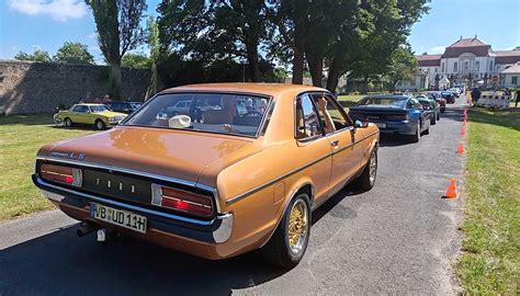 Ford Granada Ls Auf Dem Weg Zur Oldtimerausstellung Bei Schloss