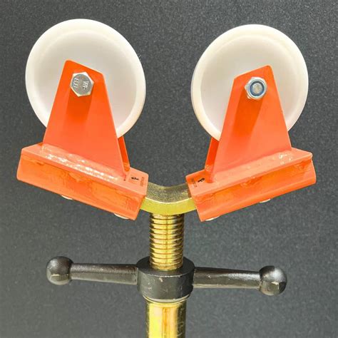 Polyethylene Roller Head Cougartron Uk