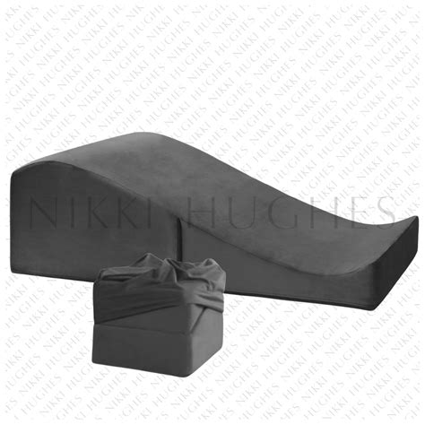Flip Ramp Nikkihughes