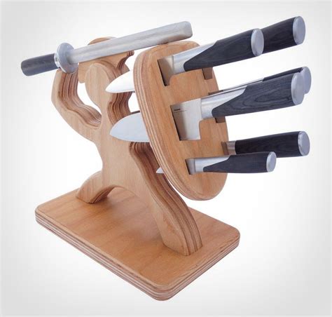 This Spartan Soldier Knife Block Might Be The Coolest Way To Display