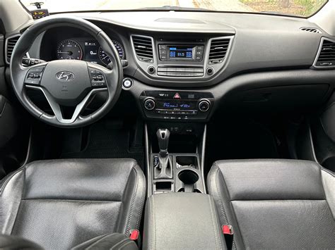 2017 Hyundai Tucson Interior Photos Cabinets Matttroy