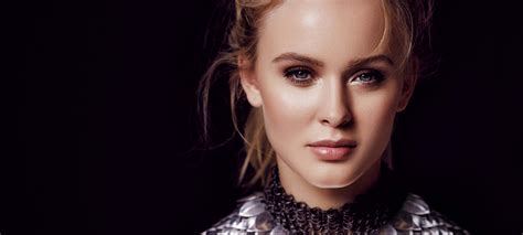 2400x1080 Resolution Cute Zara Larsson 2400x1080 Resolution Wallpaper