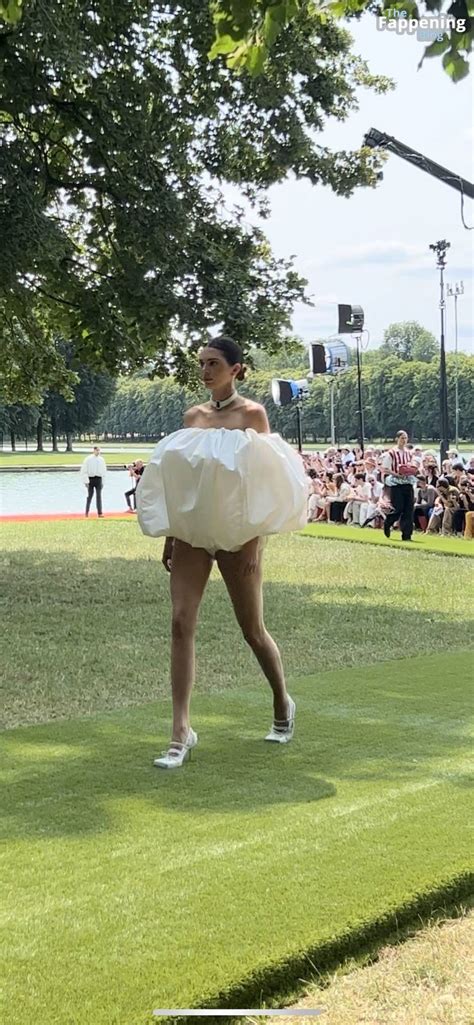 Kendall Jenner Legs 50 Photos The Fappening Stars