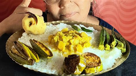 Bigbites Eating Phena Bhat With Alu Bhorta Begun Bhaja Bhindi Bhaja Potol Bhaja Ghee