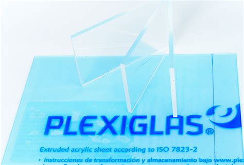 Acrylic Vs Plexiglass Glass Designs