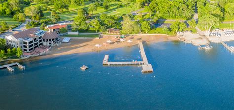 Membership Lake Quivira Country Club
