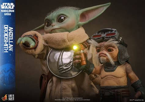 Anzellan Droidsmith™ Life Size Collectible Figure By Hot Toys