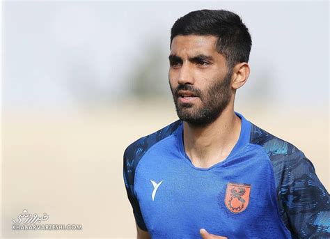 ویدیو حضور محمد انصاری در دوره‌های مربیگری فوتبال بانوان خبرورزشی