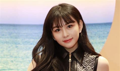 Con Gái 20 Tuổi Của Bom Sex Khâu Thục Trinh Báo Vnexpress Giải Trí