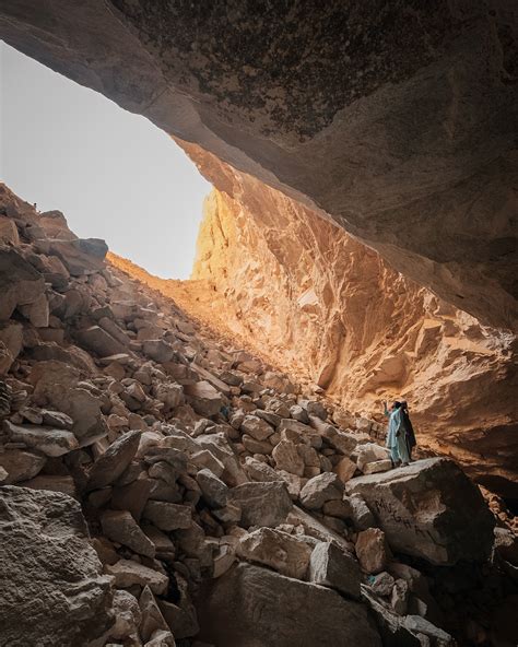 Heet Cave On Behance