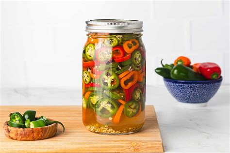 The Best Jalapeño Hot Sauce Recipe Simple And Tasty Pepper Geek