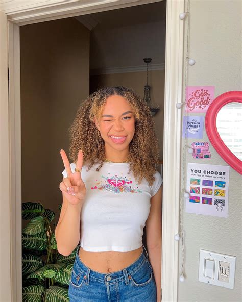 Makayla Lysiak R21stcenturybabes