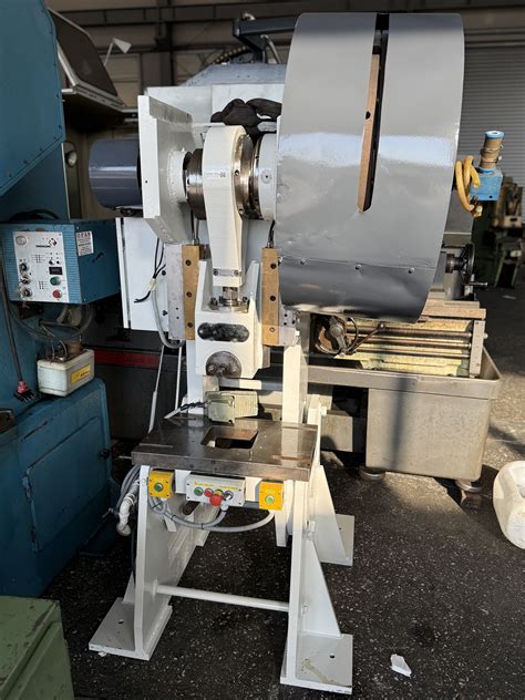 Ekscentar Preša 32t 32t Ekscentar Preša Prodaja Cijena Metal Kovis