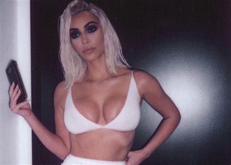 Celebrity Underboob