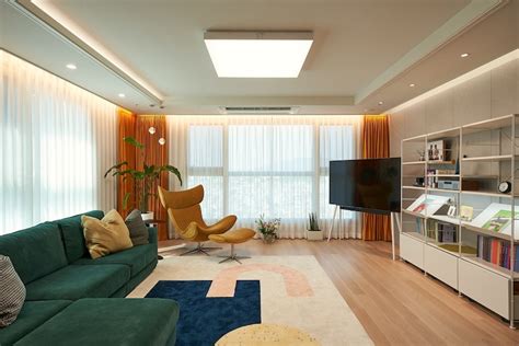 컬러 포인트로 호텔 라운지처럼 꾸민 30평대 아파트 라이프스타일 슈퍼앱 오늘의집 컬러 포인트로 호텔 라운지처럼 꾸민 30평대 아파트 라이프스타일 슈퍼앱 오늘의집