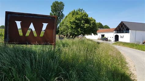 La Drag Queen Edna Sorgelsen Vous Dévoile Ses Films Et Séries