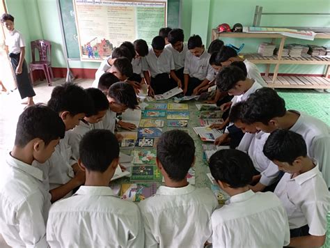 ပန်းတနော်မြို့နယ် အထက အင်းမကျောင်း၌ စာဖတ်ရှိန်မြှင့်တင်ရေး စာအုပ