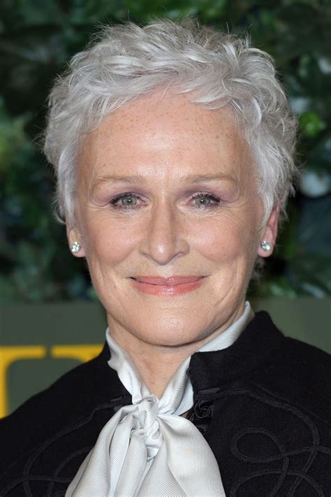 16 Best Gray Hair Color Ideas Hair Tips For Going Gray