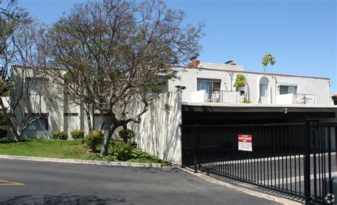 Marbella Villas 1702 Florida St Huntington Beach Ca 92648