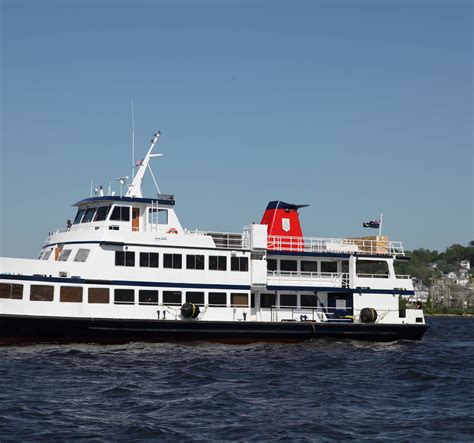 Gladding Hearn Delivers Refitted Ferry To Bermuda