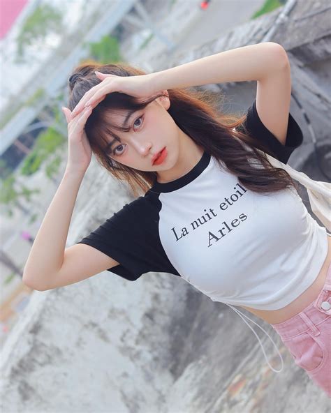 Cute Taiwanese Girl R Prettyasiangirls