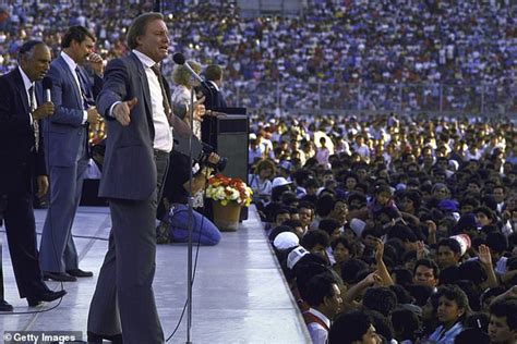 Infamous Televangelist Jimmy Swaggarts Death Isnt The End How