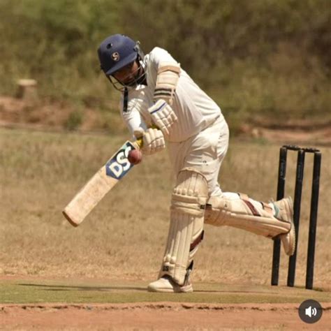Vikrant Ronav Cricket Stats Batting Bowling And Fielding Cricheroes