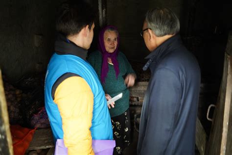 Посольство Японії в Україні On Twitter Посол Мацуда відвідав Бородянку де на початку війни