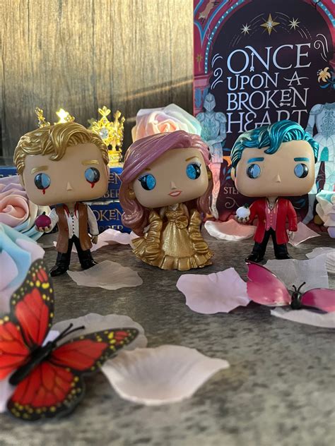 Evangeline Fox Jacks Caraval Figure Etsy