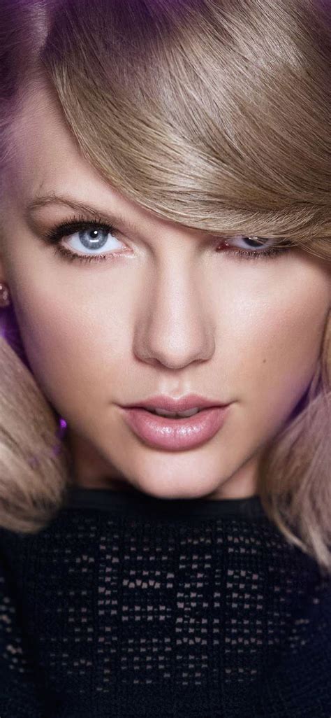 Iphone X Taylor Swift Sexy Face 2215197 Hd Wallpaper
