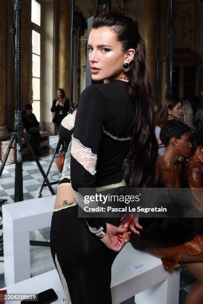 33431 Bella Thorne Photos And High Res Pictures Getty Images