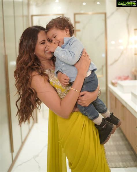 Sargun Mehta Wiki Biography Age Gallery Spouse And More